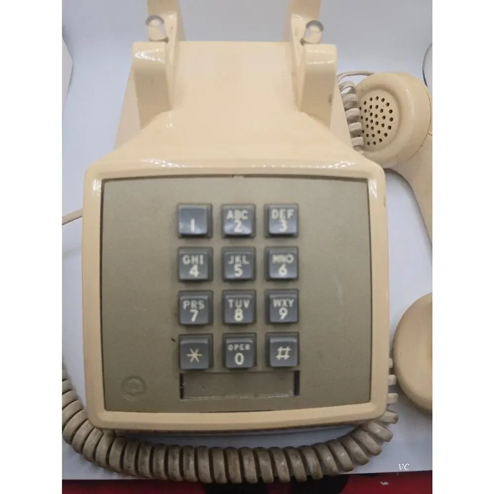 Western Electric | Other | Vintage Western Electric 250mmg Beige ...